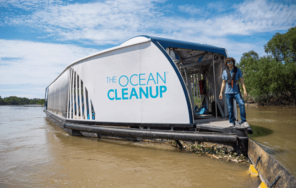 Boyan Slat’s Monumental Plan To Clean The World’s Oceans - Clean Living ...